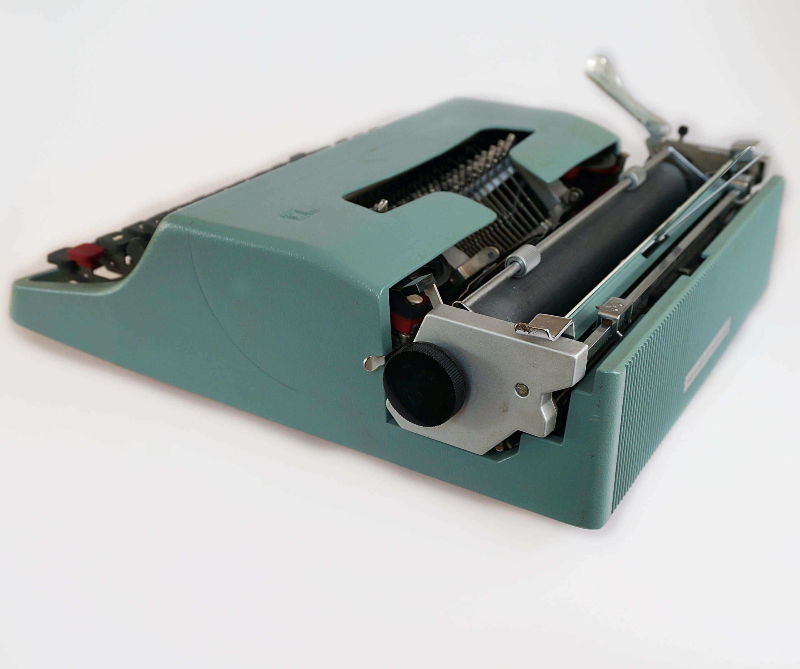 Lettera 32 Typewriter for sale - My Cup Of Retro Typewriter Store