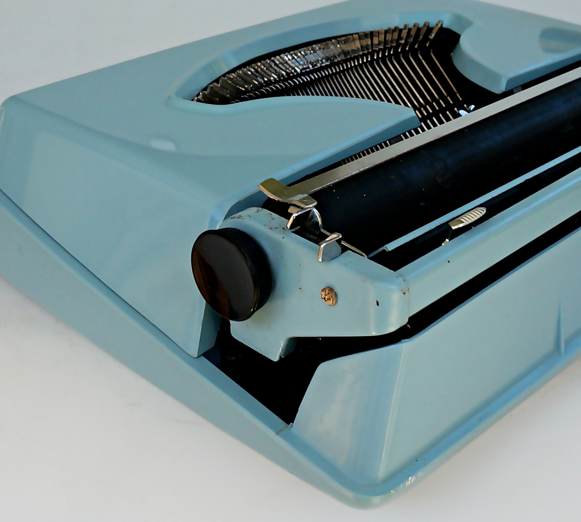 Baby Blue Remington typewriter - My Cup Of Retro Typewriter Webshop