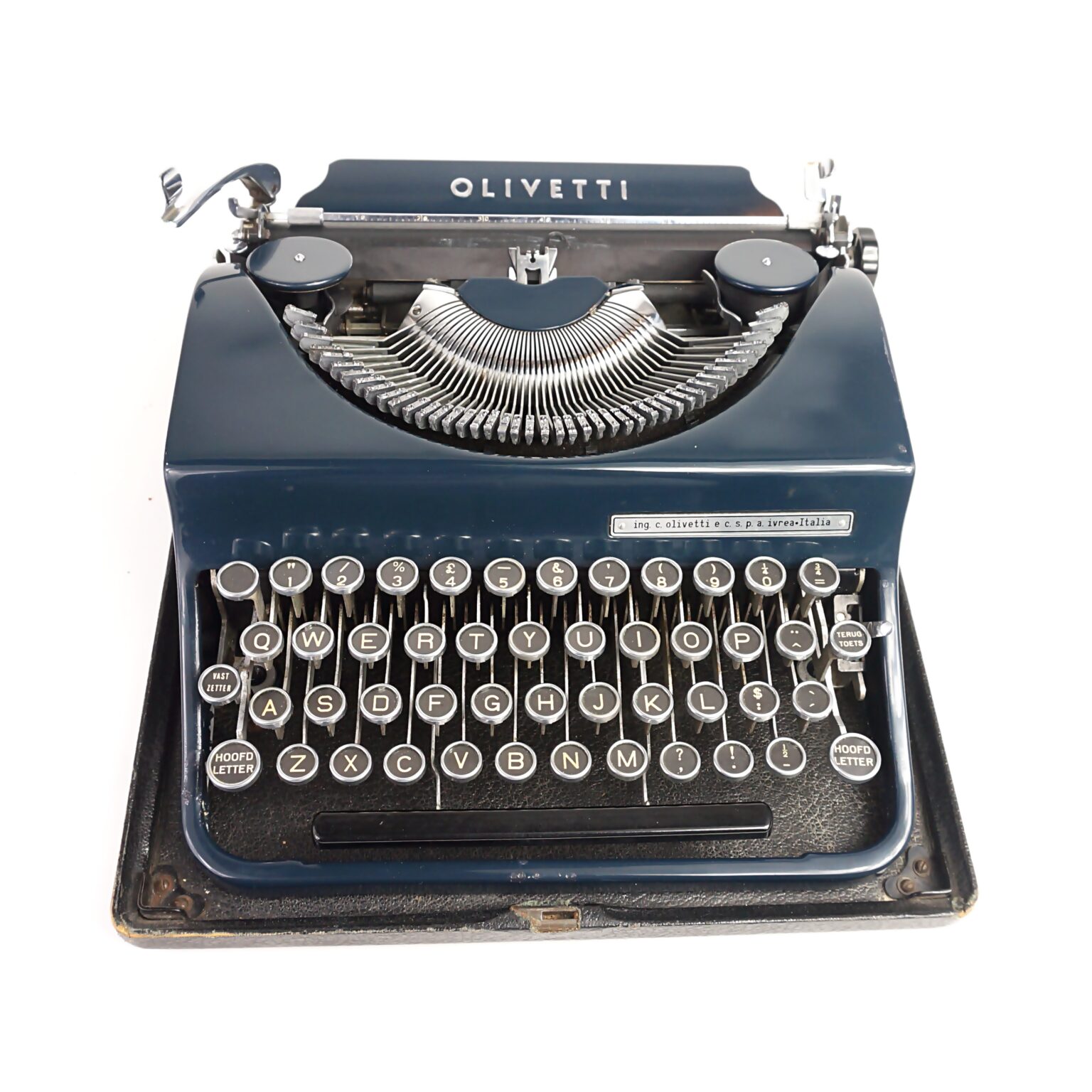 Blue Olivetti MP1 Invicta Typewriter For Sale- My Cup Of Retro ...