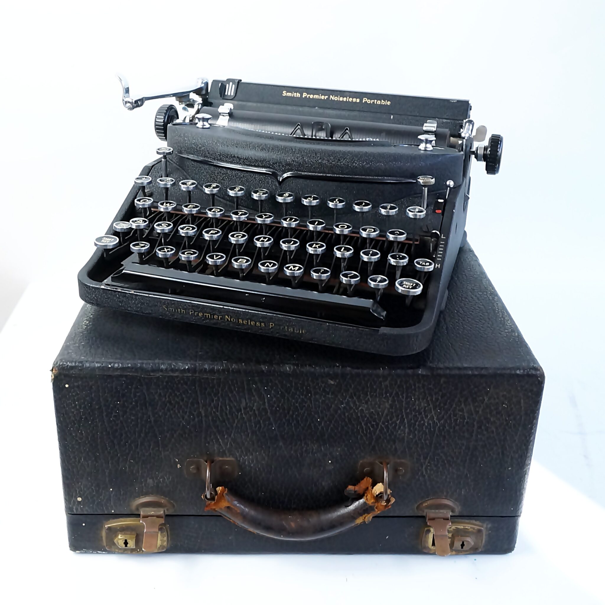 Smith Premier Noiseless Portable Typewriter - My Cup Of Retro Shop