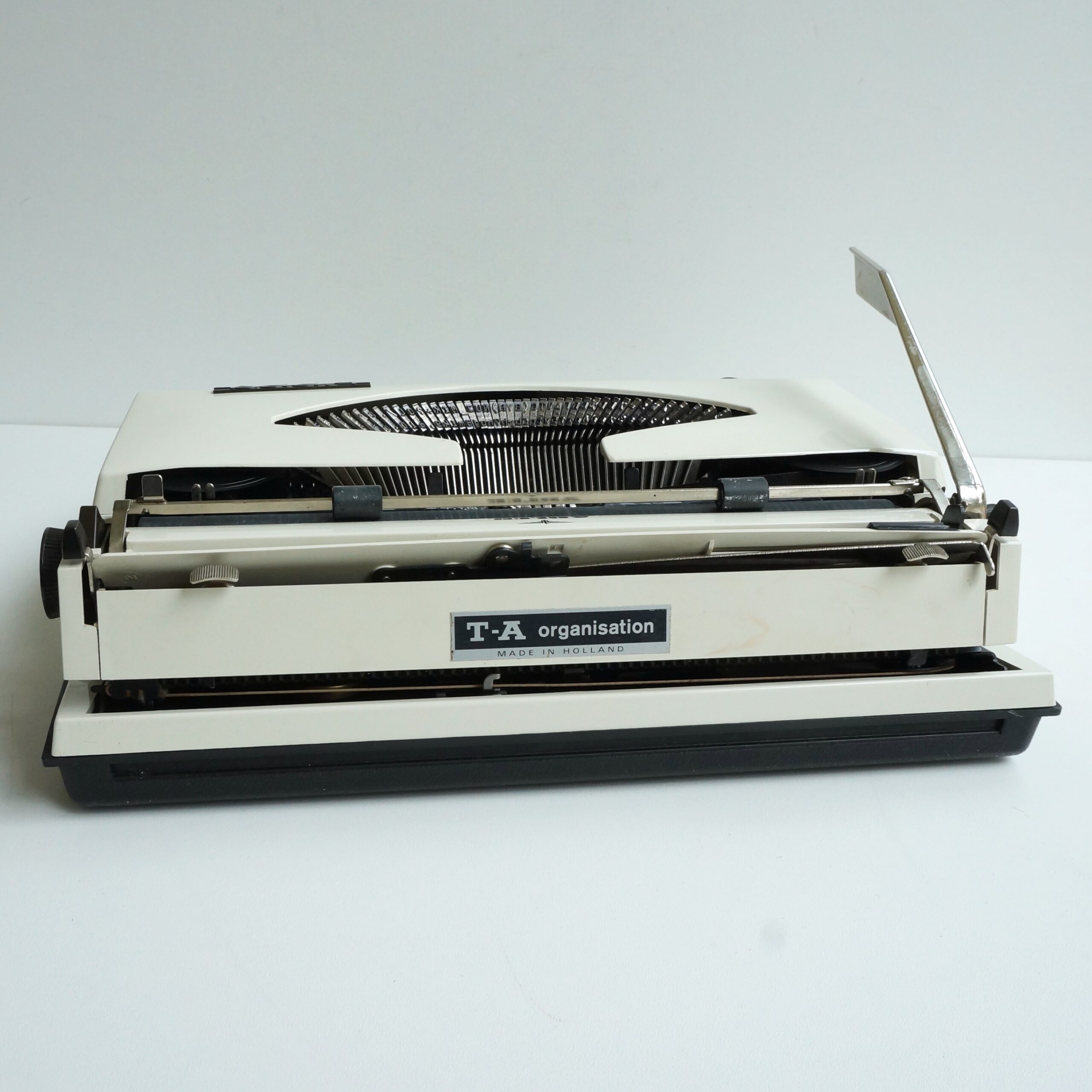 White Adler Tippa Typewriter For Sale - My Cup Of Retro Typewriters